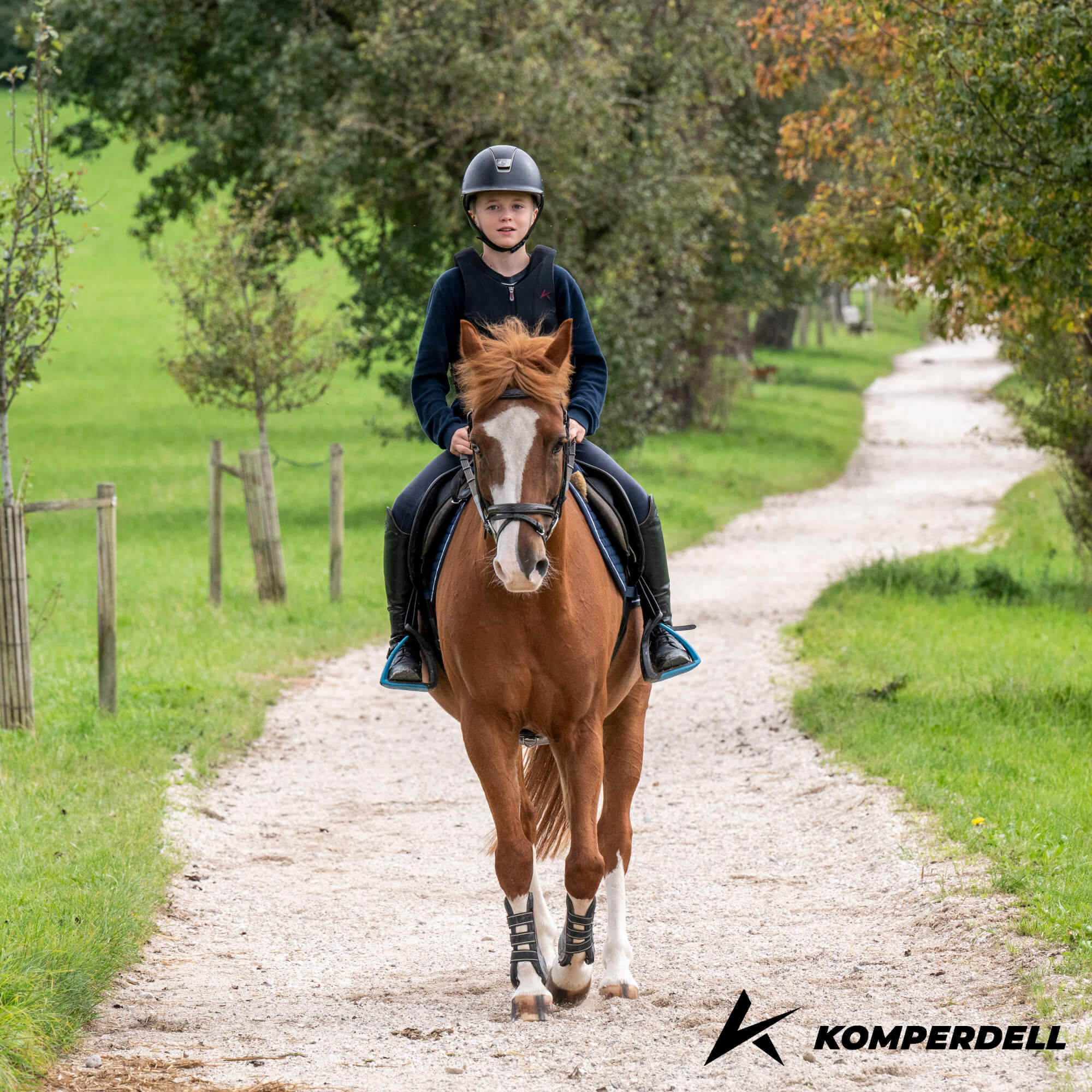 Komperdell Back Protector Ultra Fit Junior | FUNDIS Equestrian